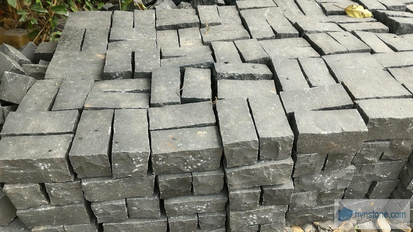 Basalt Cubes / Cobbles