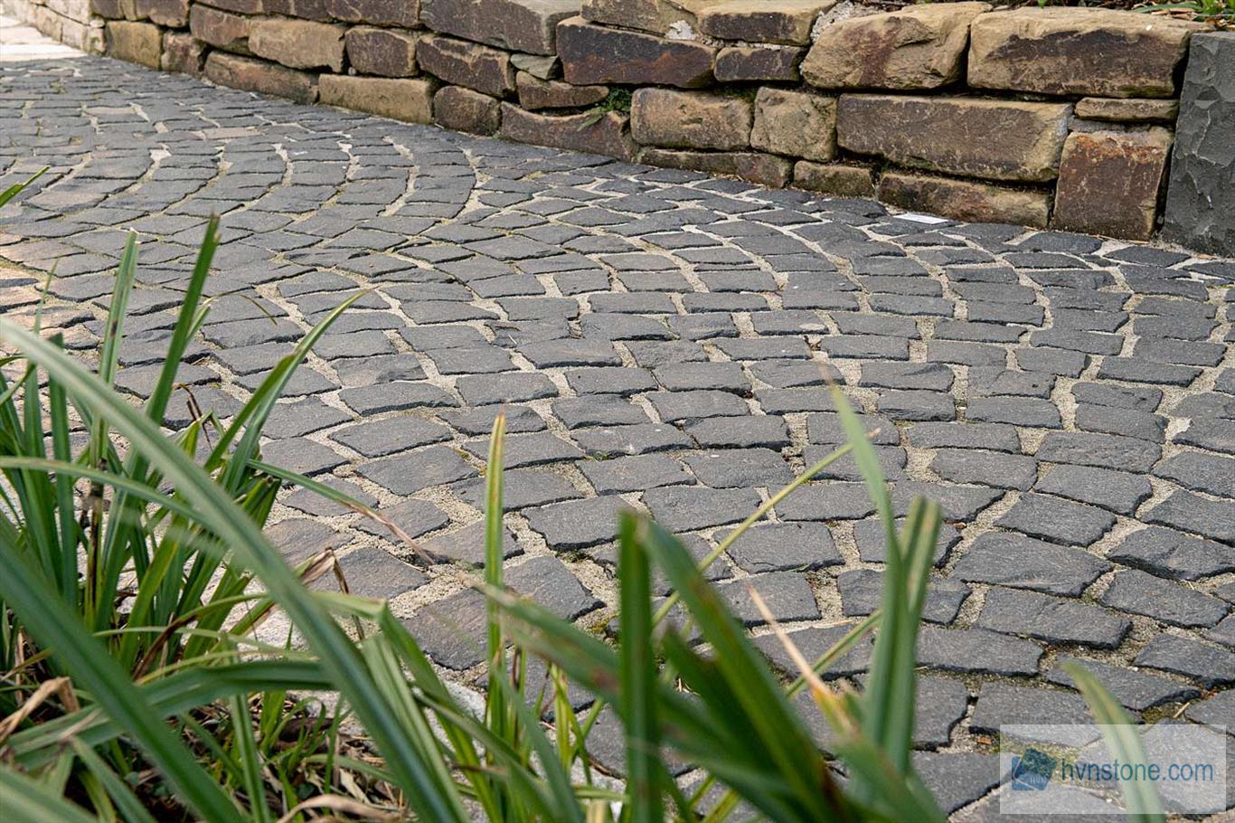Basalt Cubes / Cobbles