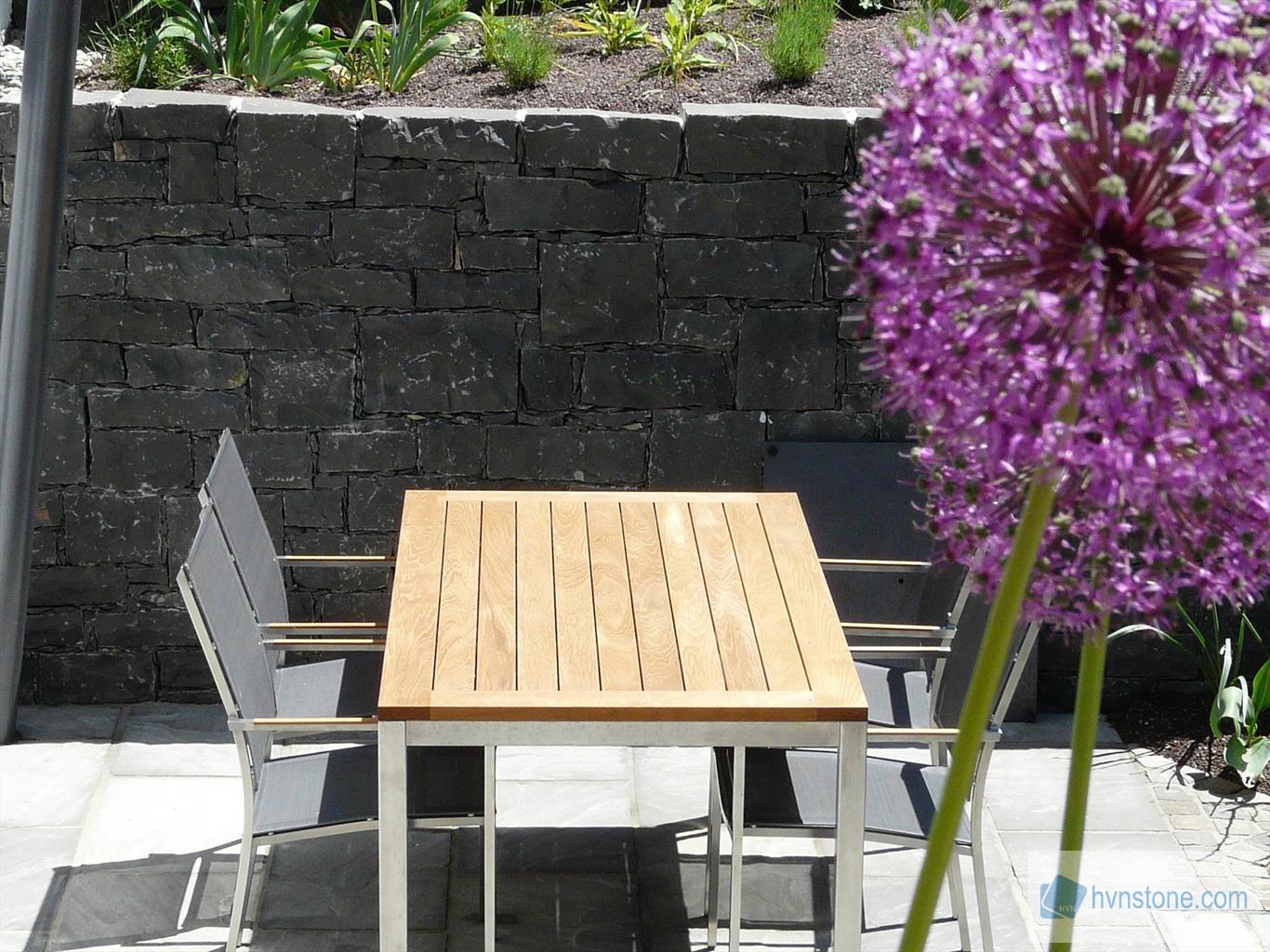 Black Basalt Wall Stone / Bricks